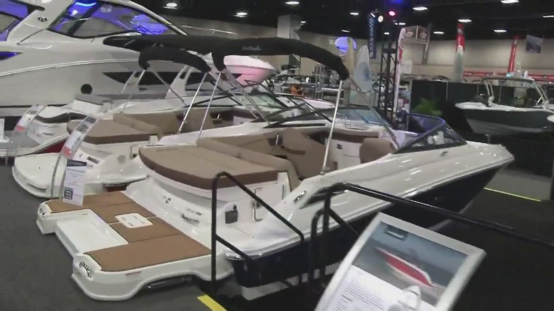 Downtown Knoxville Boat Show continues through Sunday | wbir.com
