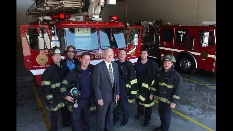 Former KFD Chief Ed Cureton dead at 81 | wbir.com