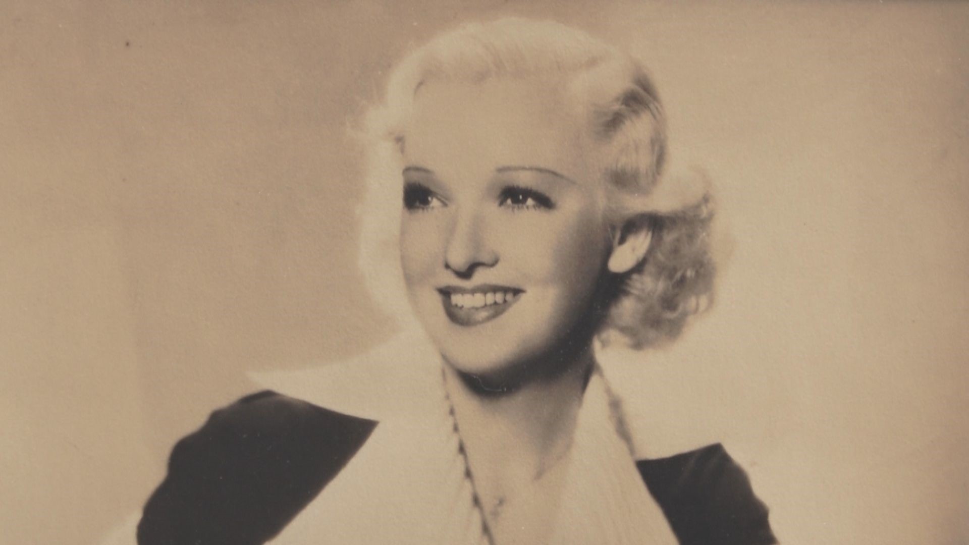 Historical marker to honor Hollywood actress Dixie Lee | wbir.com
