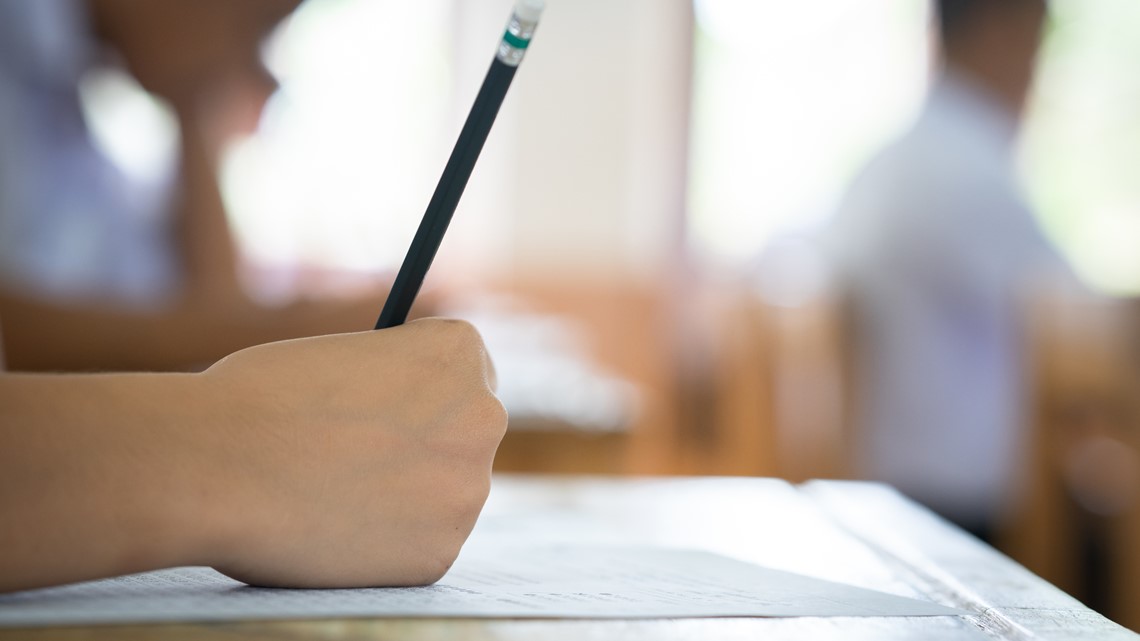 Could You Pass A High School Civics Test Wbir could-you-pass-a-high-school-civics-test-wbir