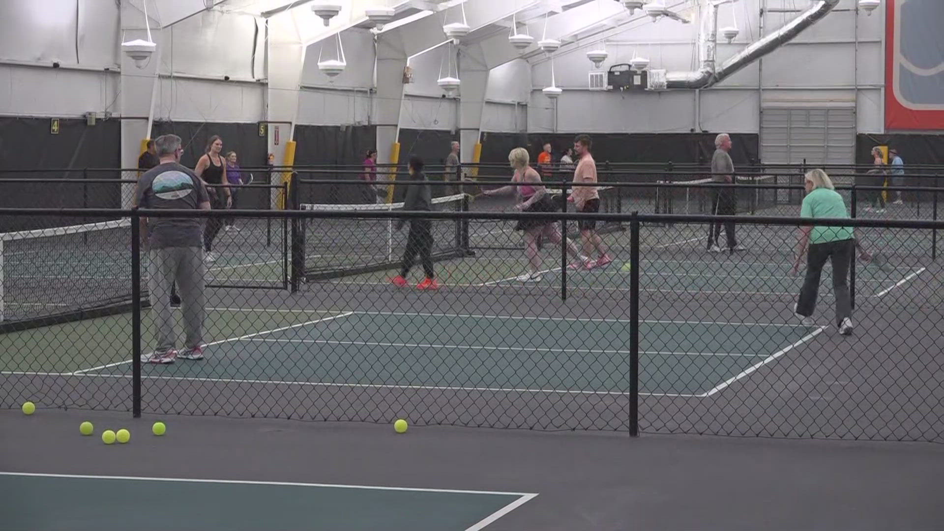 Pickleball Playground keeps people active even in colder temps | wbir.com
