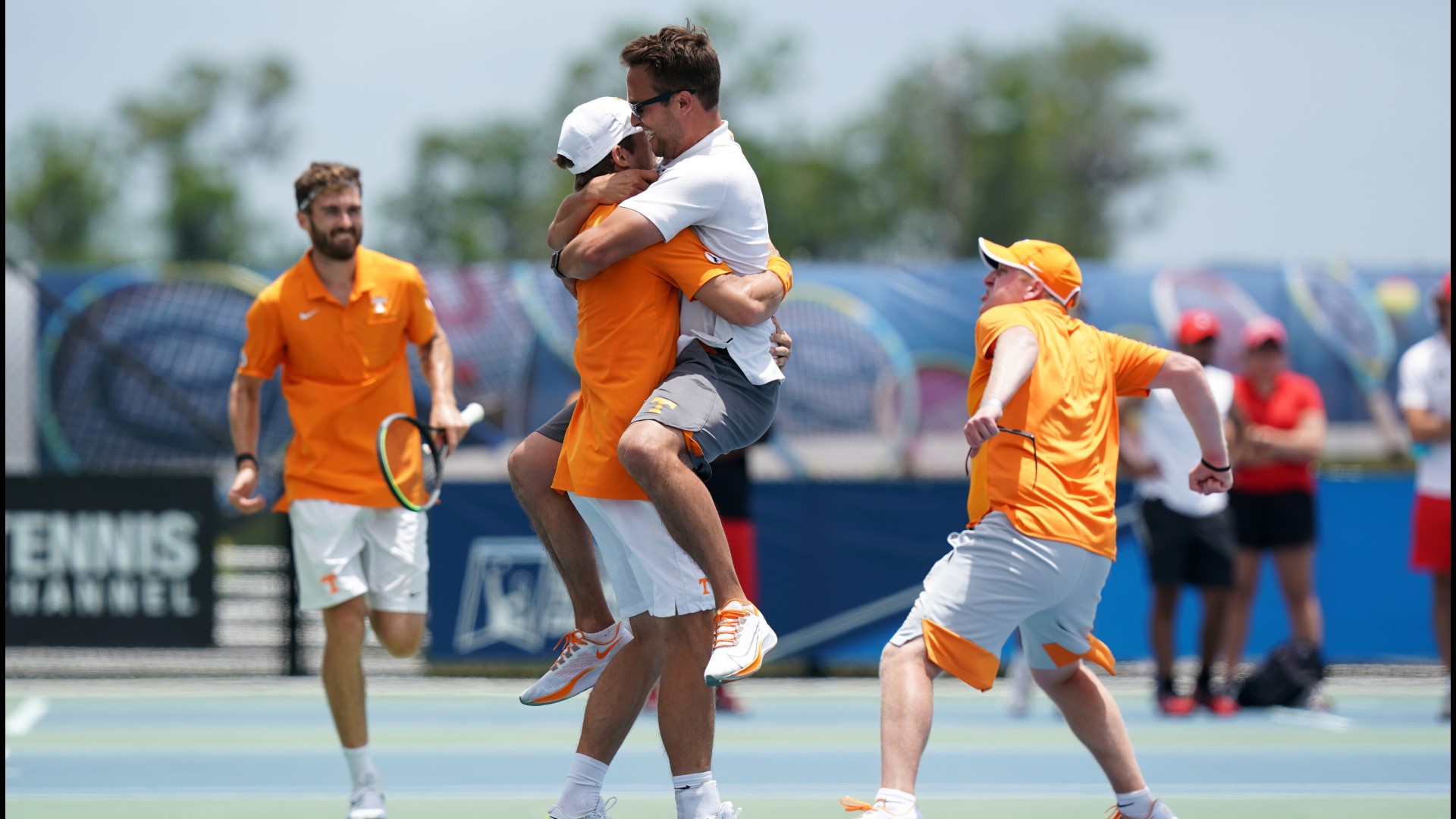 No. 3 Tennessee men's tennis advances to NCAA Semifinals | wbir.com