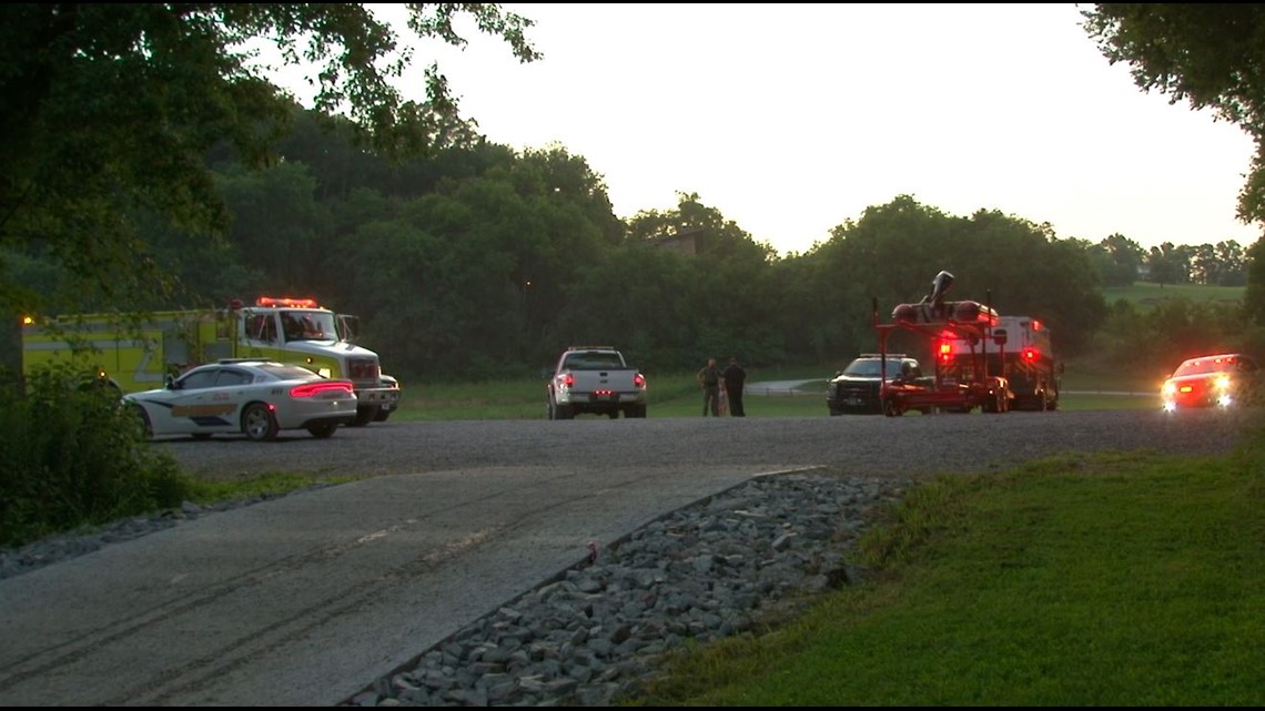 Crews rescue boaters after French Broad River crash near Seven Islands ...