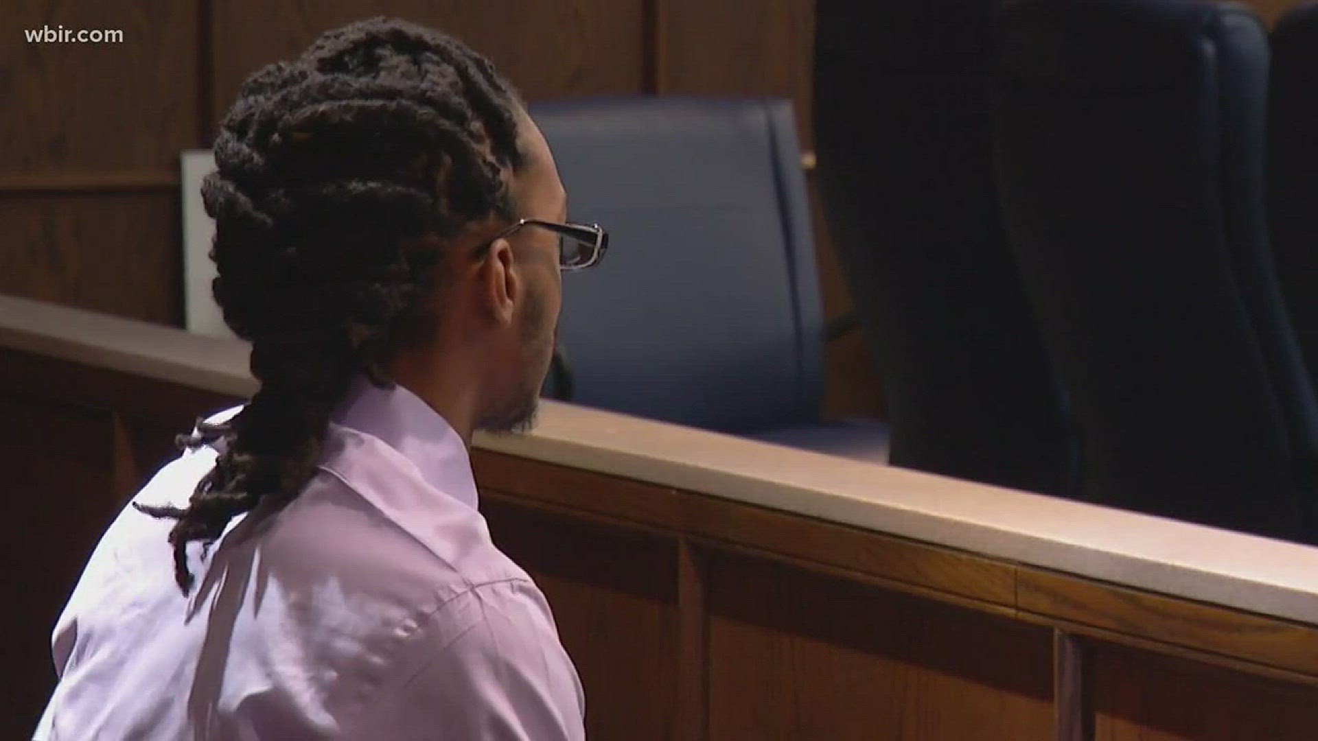 Trial begins for driver in deadly Chattanooga school bus crash | wbir.com