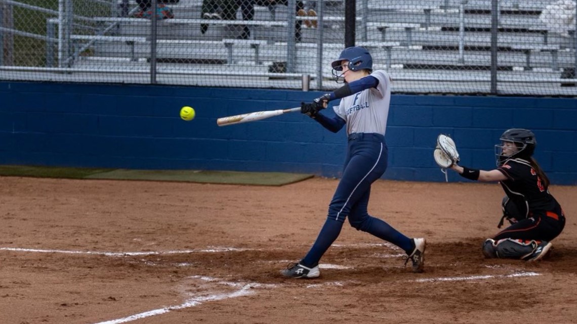 Farragut HS athlete named Gatorade Softball Player of the Year | wbir.com