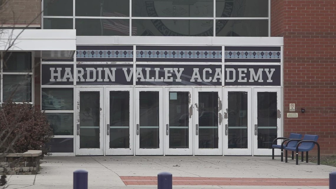 Hardin Valley Academy evacuated, class dismissed early after gas valve ...