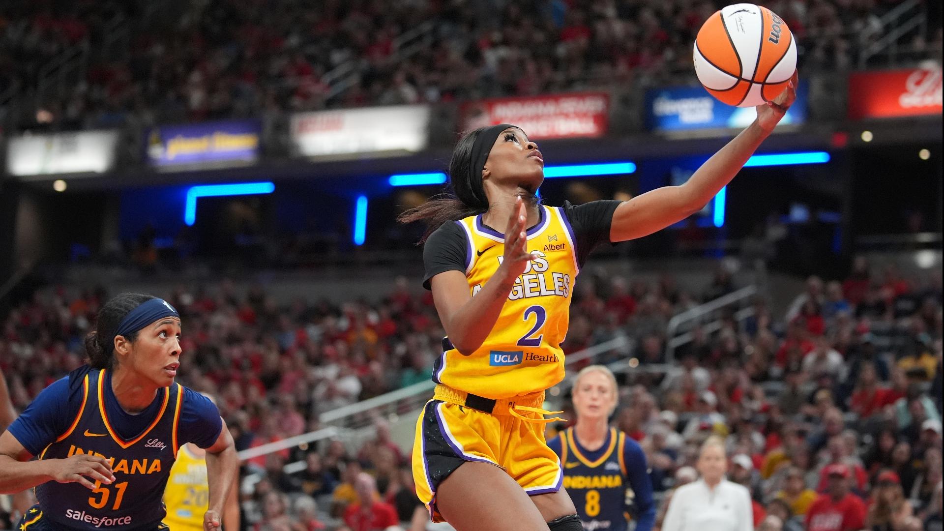 VFL Rickea Jackson leads Sparks to win with buzzer-beater | wbir.com