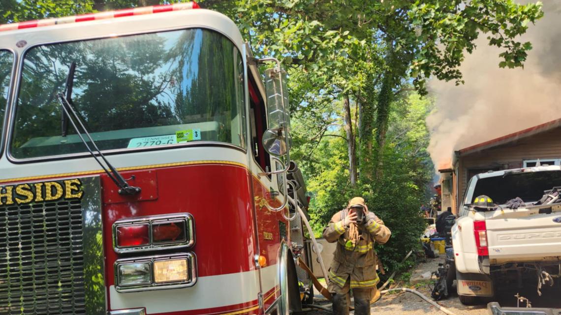 Structure fire closes part of State Route 81 in Unicoi County | wbir.com