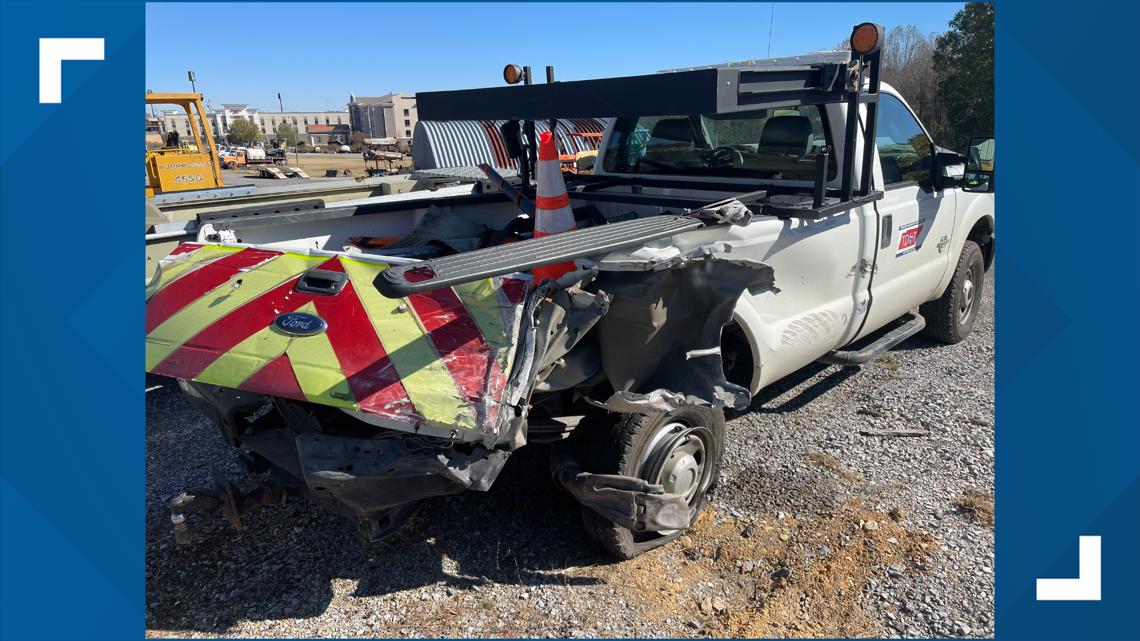 Car crashes into TDOT queue truck on I-40 near an exit split | wbir.com