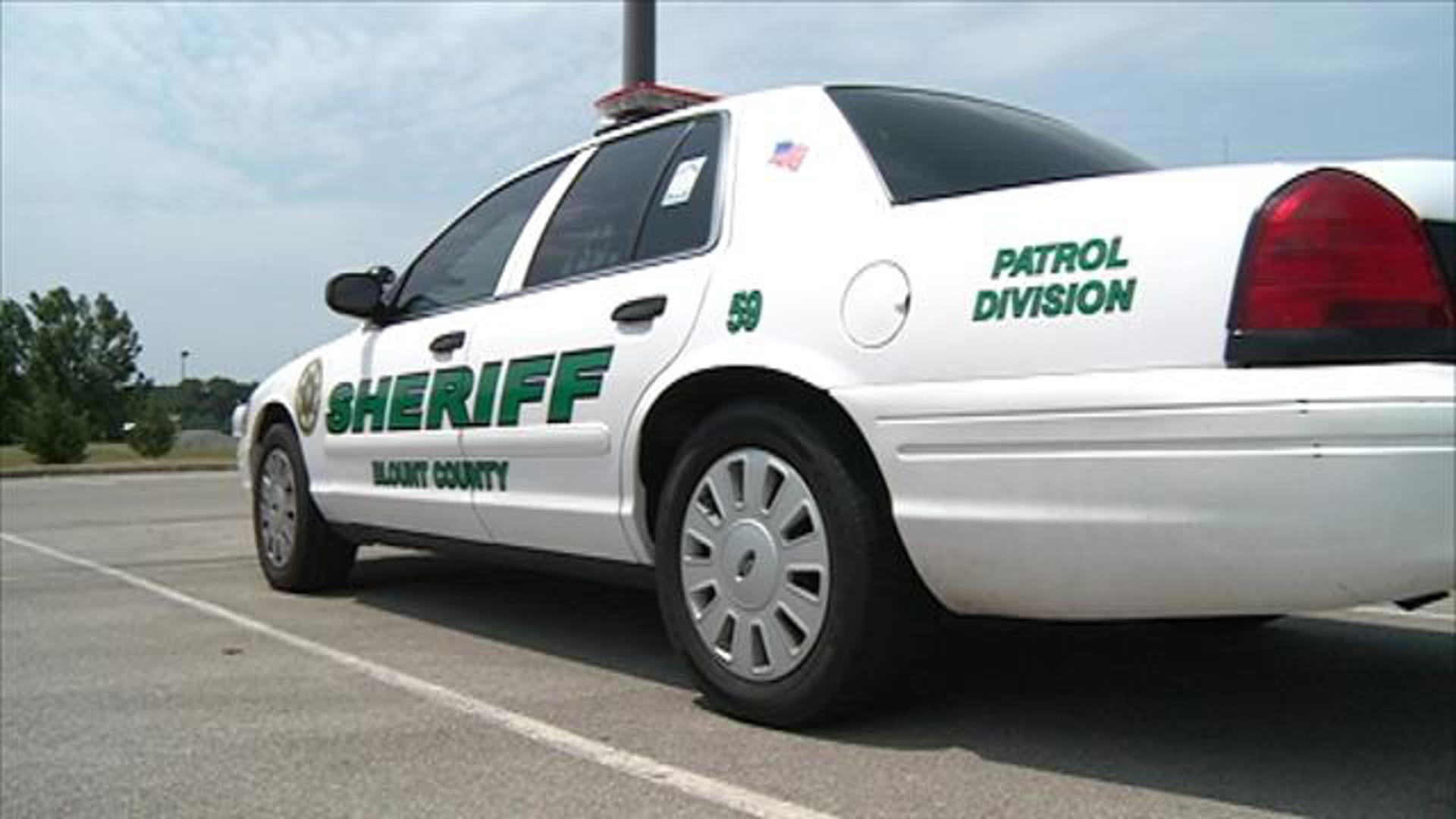 BCSO: Man dead and suspect in custody after shooting in Louisville ...