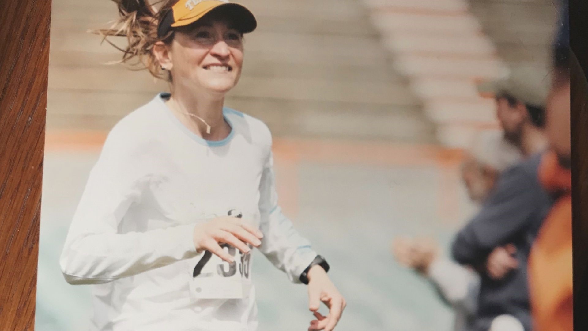 'Streakers' run every Knoxville Marathon ever held | wbir.com