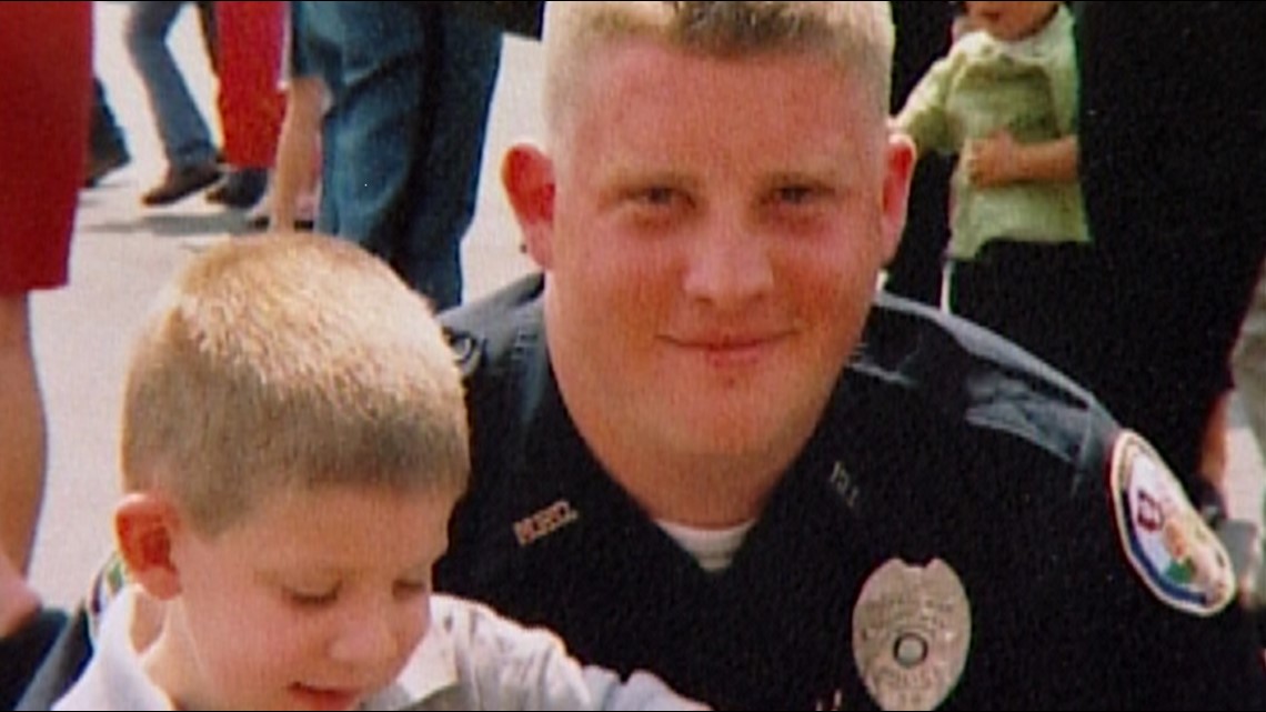 Roane County law enforcement members honor fallen officers | wbir.com