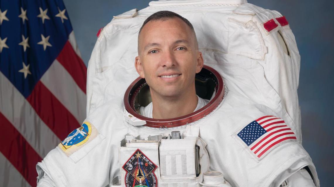 UT graduate named as commander for Artemis III 2027 mission | wbir.com