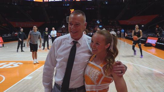 Father-Daughter Bond: The Dykes family connection on the court | wbir.com