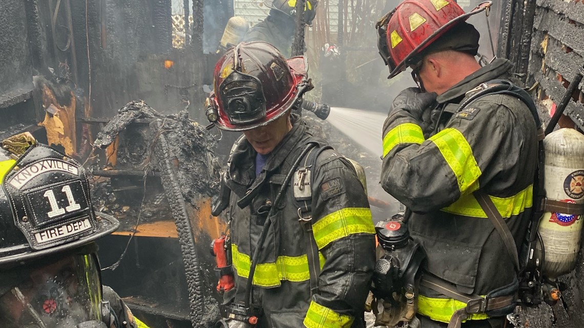 Authorities responds to North Knoxville house fire | wbir.com