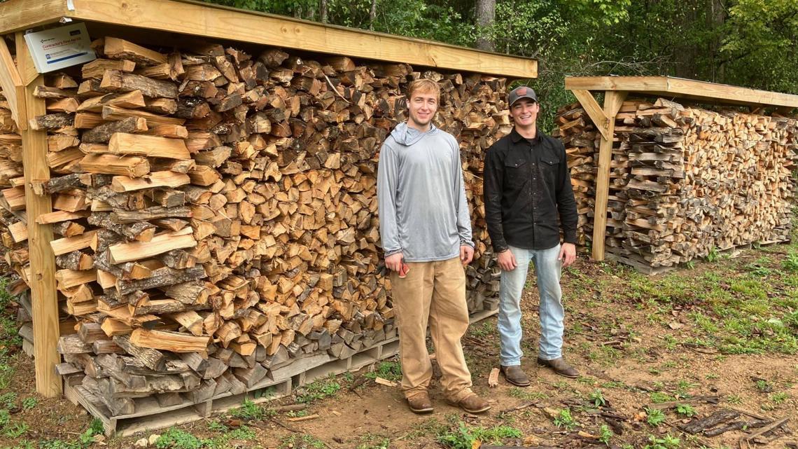 Nonprofit partners with UT to deliver firewood to people in need | wbir.com
