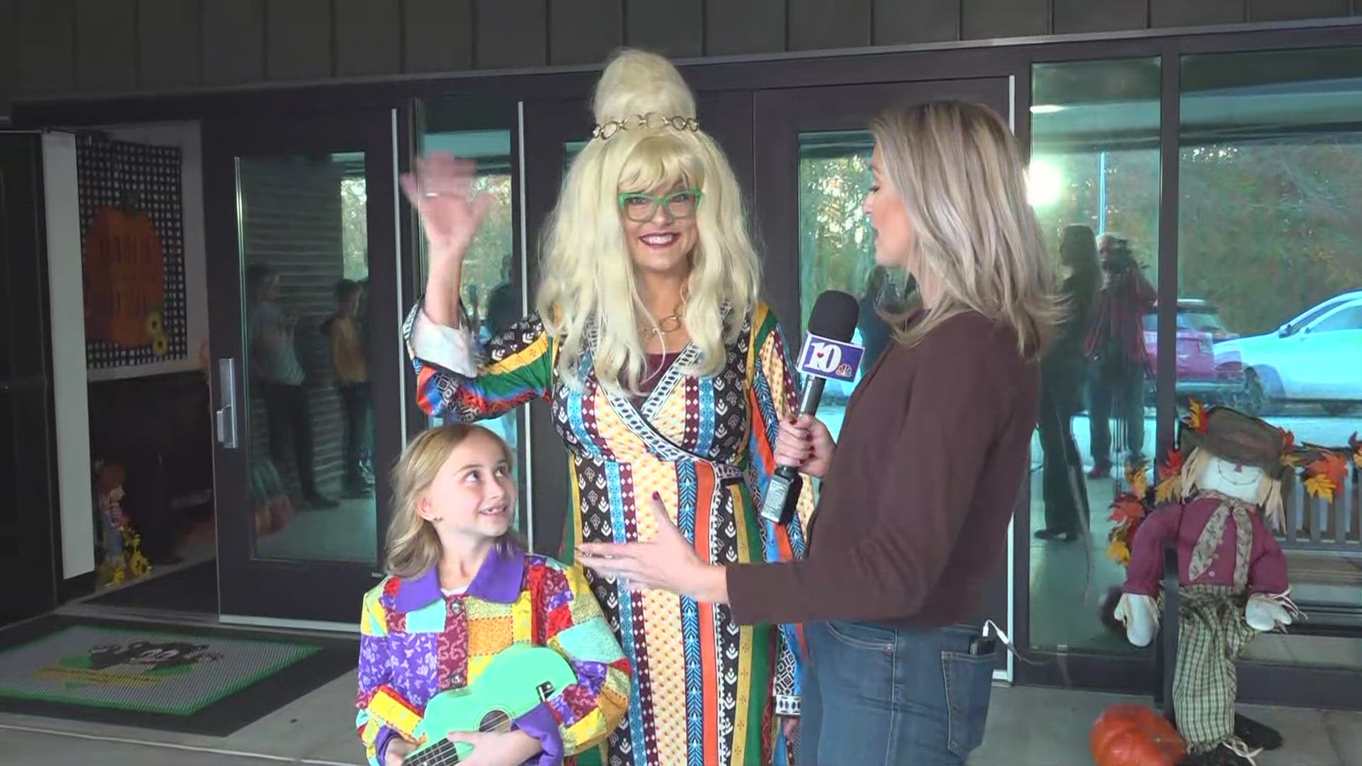 Live at Dandridge Elementary talking all things Dolly Parton | wbir.com