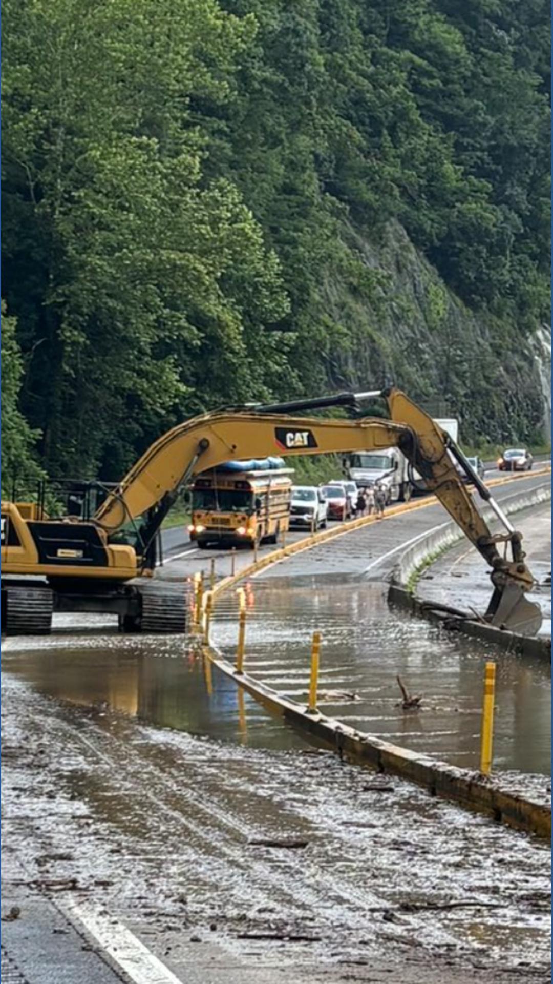 Officials: Flooding hits I-40 near TN/NC line, interstate to remain ...