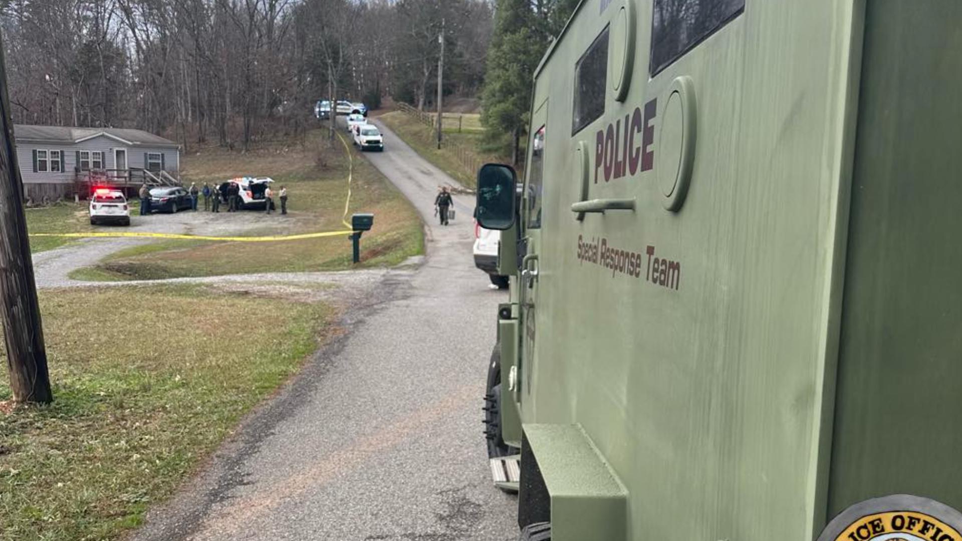 Monroe County deputy shot after 'officer-involved shooting' | wbir.com
