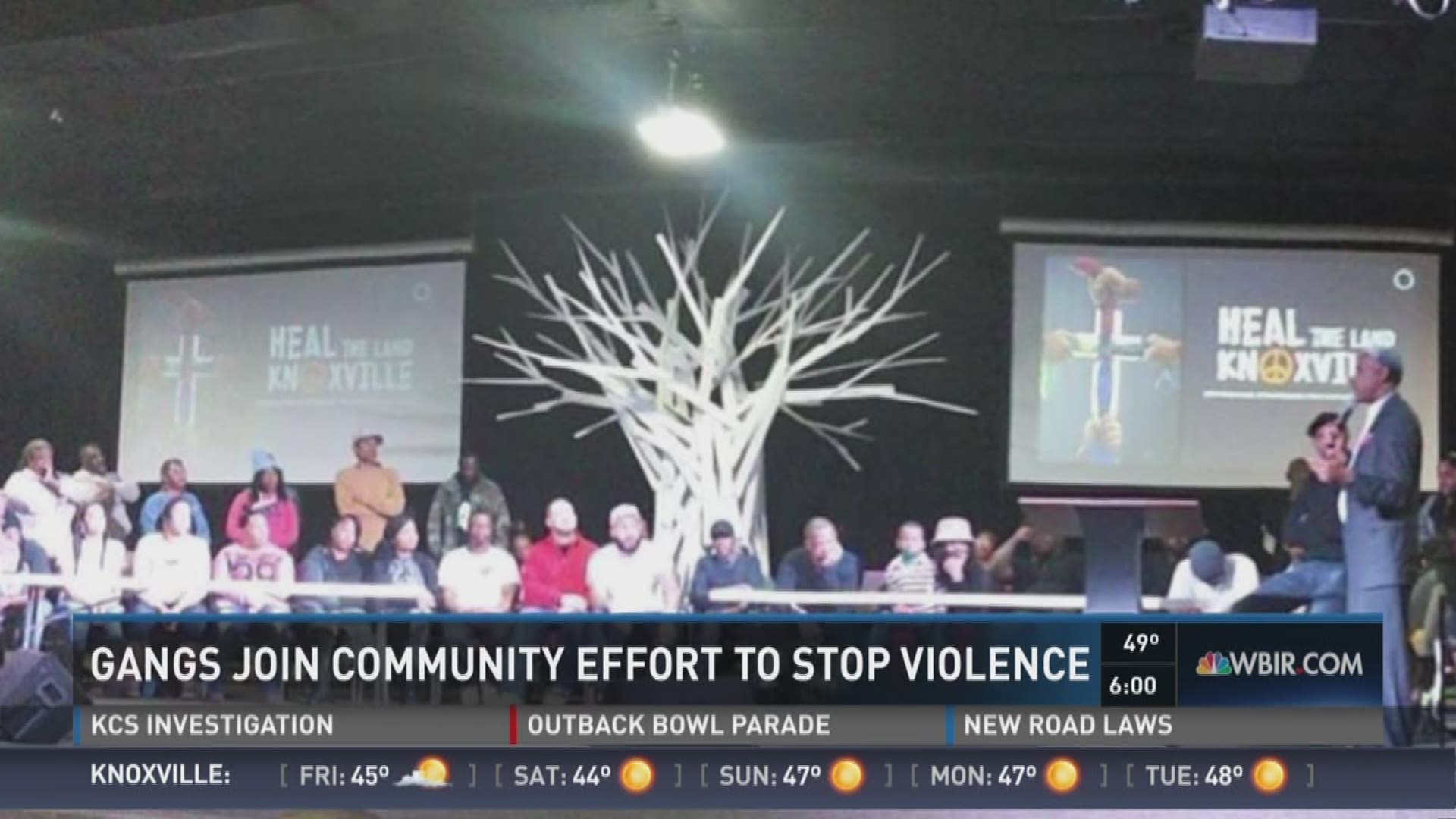Gang members join community meeting to stop the violence | wbir.com
