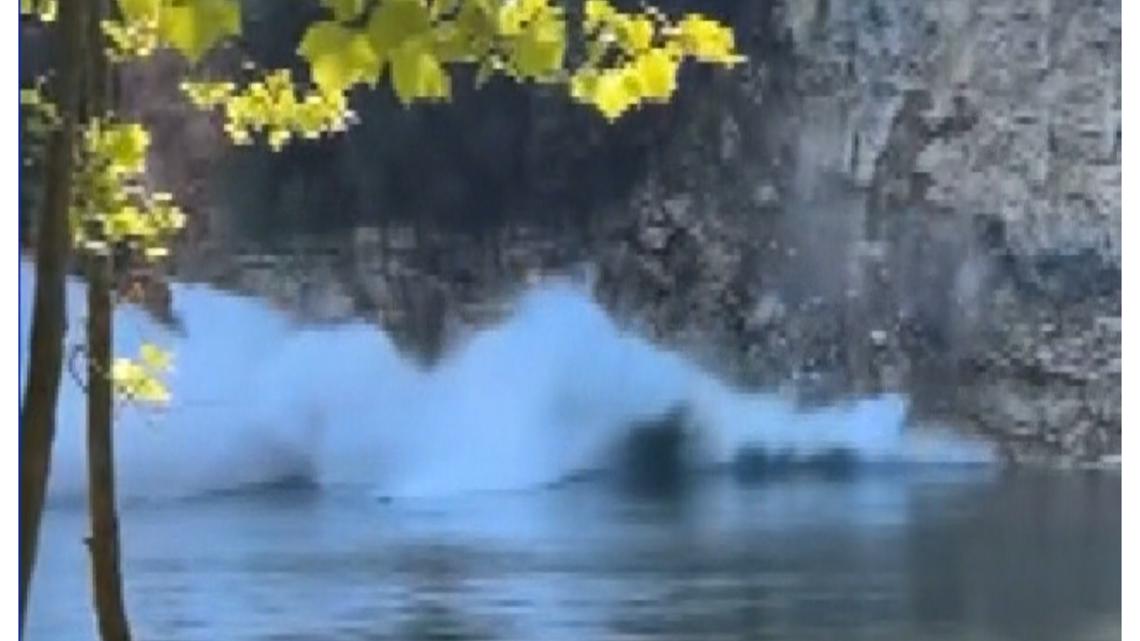 Wild video shows massive rock wall collapsing into Mead's Quarry Lake ...