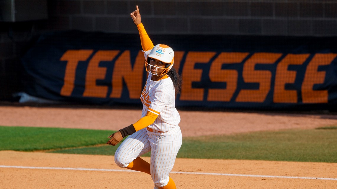 Tennessee second baseman Lair Beautae enters transfer portal | wbir.com