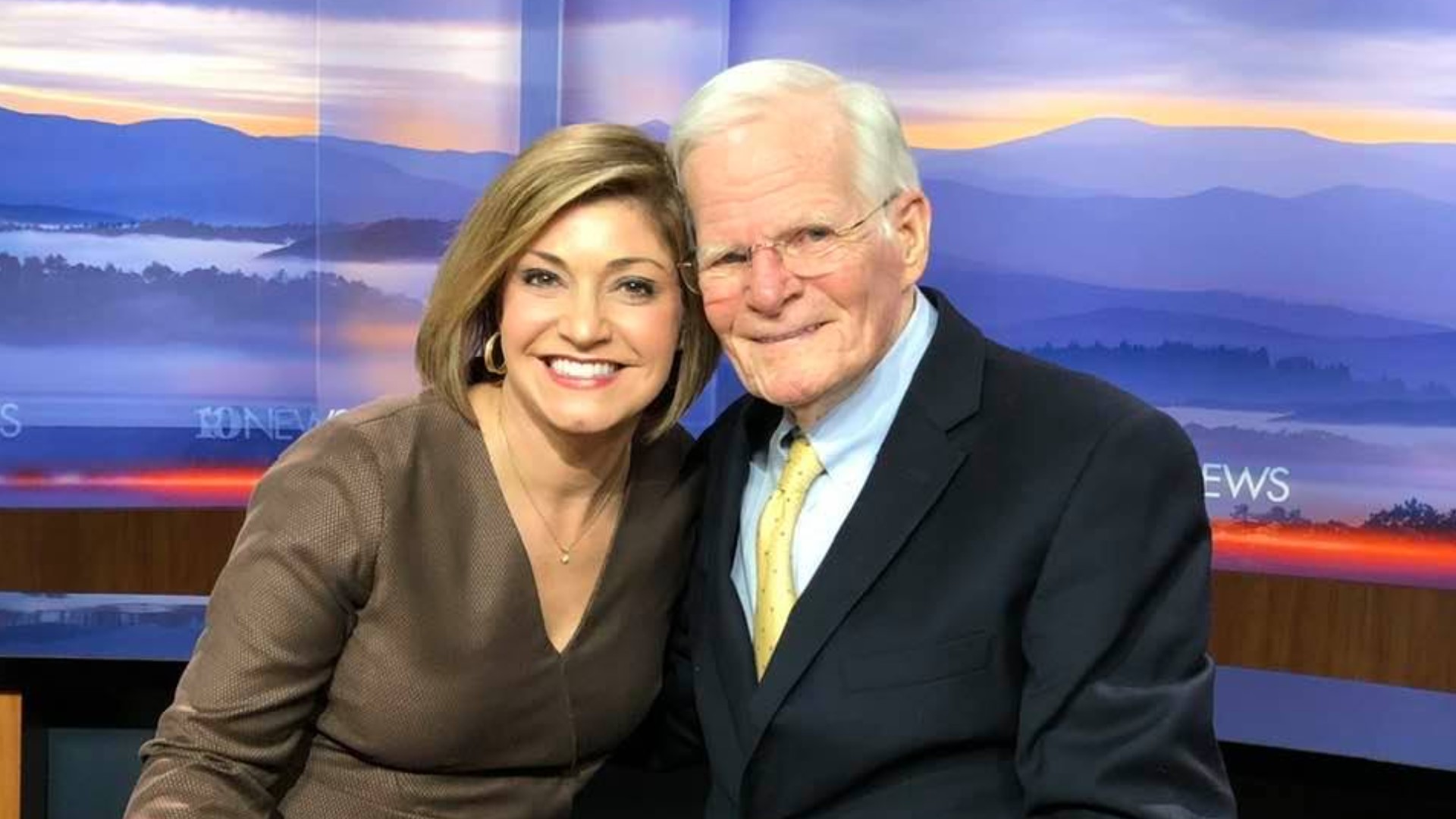 Knoxville TV news legend Bill Williams celebrates 90th birthday | wbir.com