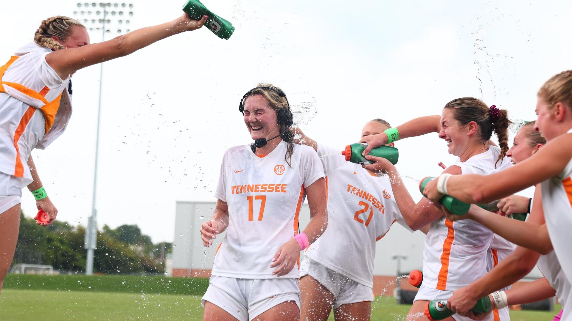 Tennessee women's soccer Alivia Stott shines with five goal performance ...