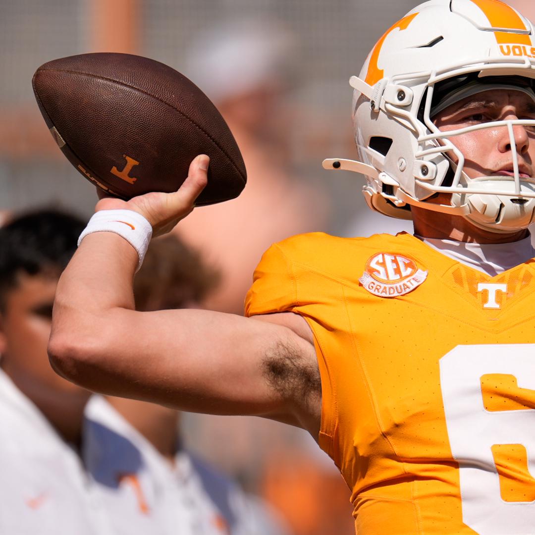 Tennessee Vols don't move in AP Top 25 college football rankings: See ...