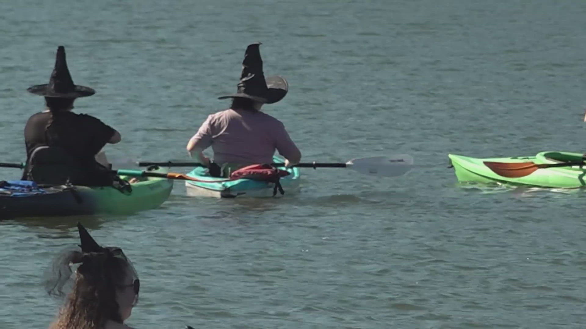 Witches Paddle Celebrates the Spooky Season on the Tennessee River ...