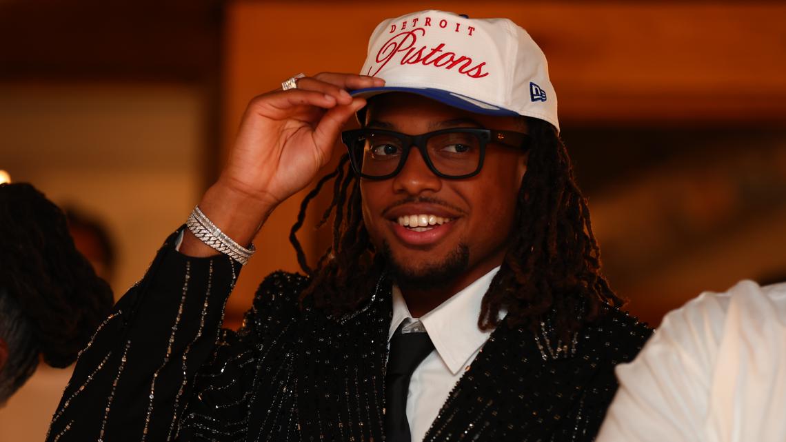 Chaz Lanier drafted No. 37 overall by the Detroit Pistons in the 2025 ...