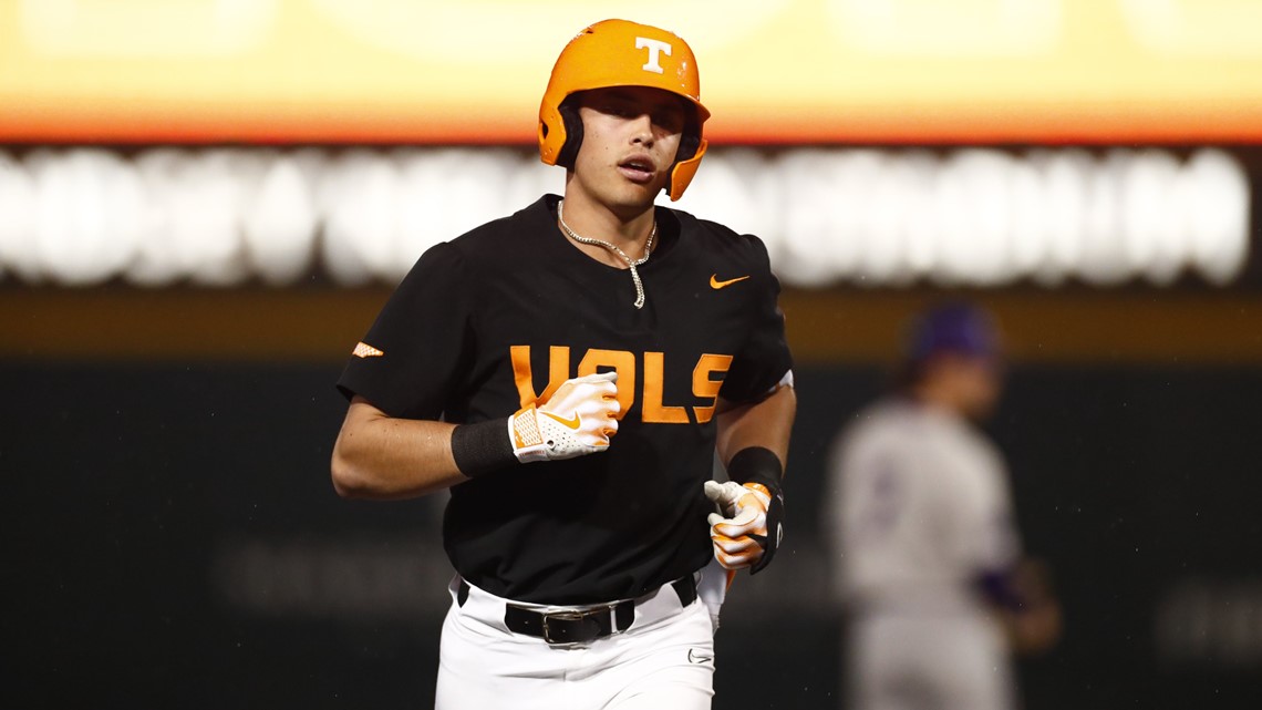Dean Curley becomes first freshman in Vol baseball history to hit three ...