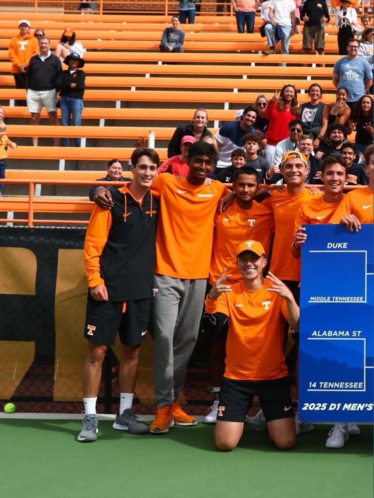 Tennessee men's tennis advances to Super Regionals, Alex Kotzen pulls ...
