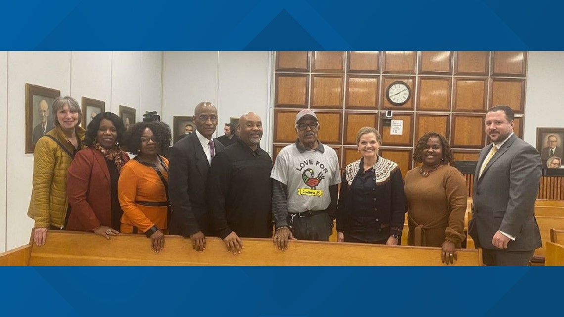 Scarboro 85 honored with civil rights monument | wbir.com