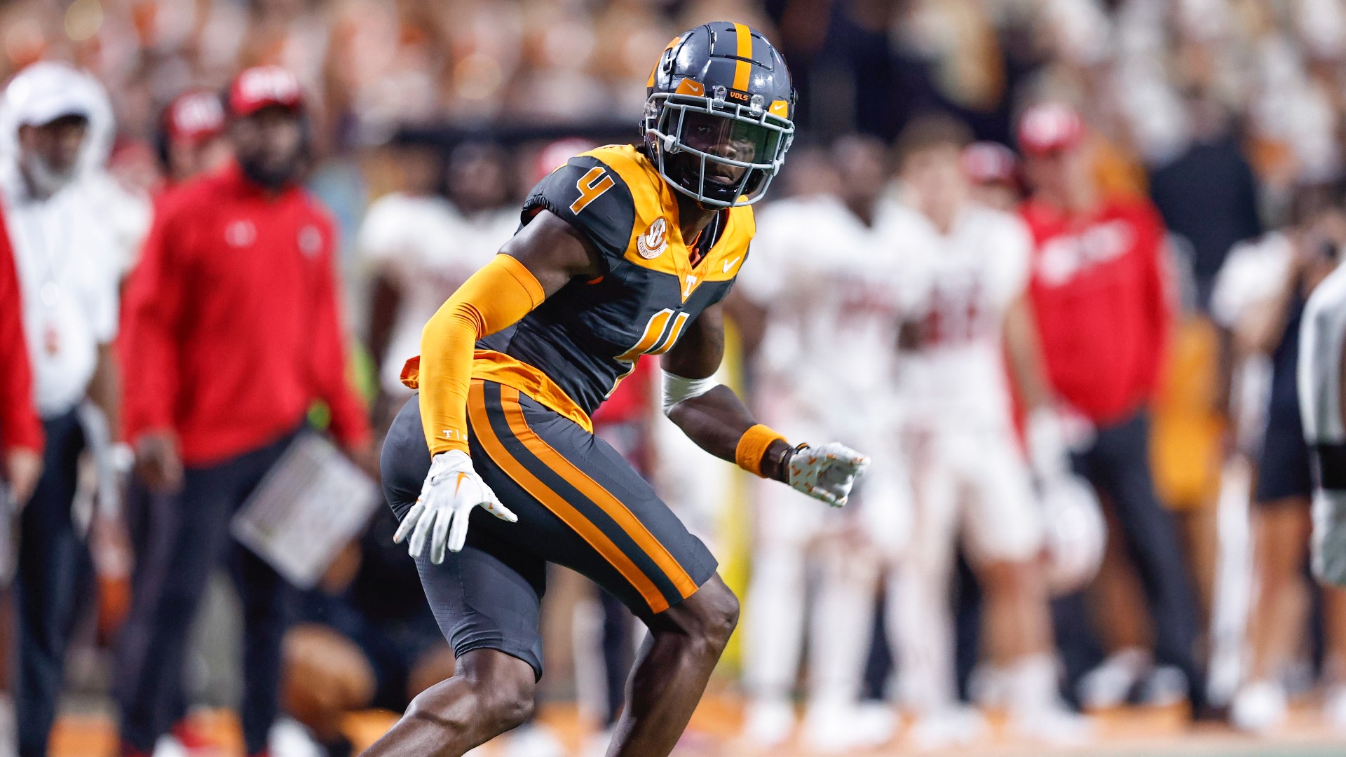 Vols DB Warren Burrell enters transfer portal | wbir.com