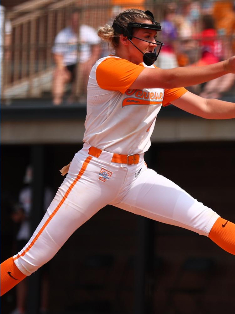 Tennessee softball crushes Miami in Knoxville Regional opener | wbir.com