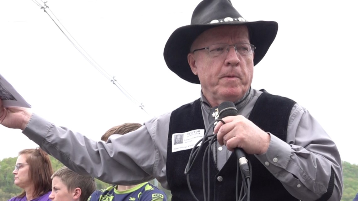 Oliver Springs Historical Society brings history to life for students ...