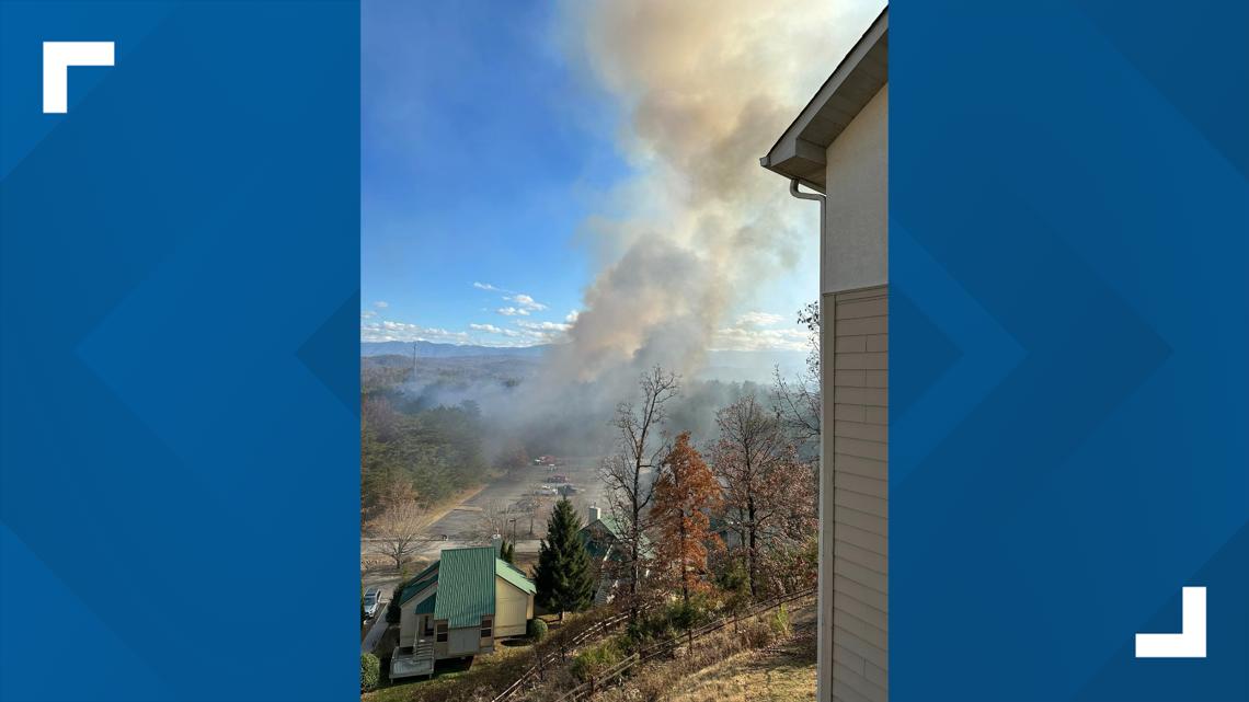 Wildfire in Pigeon Forge near Dollywood: Latest Updates | wbir.com