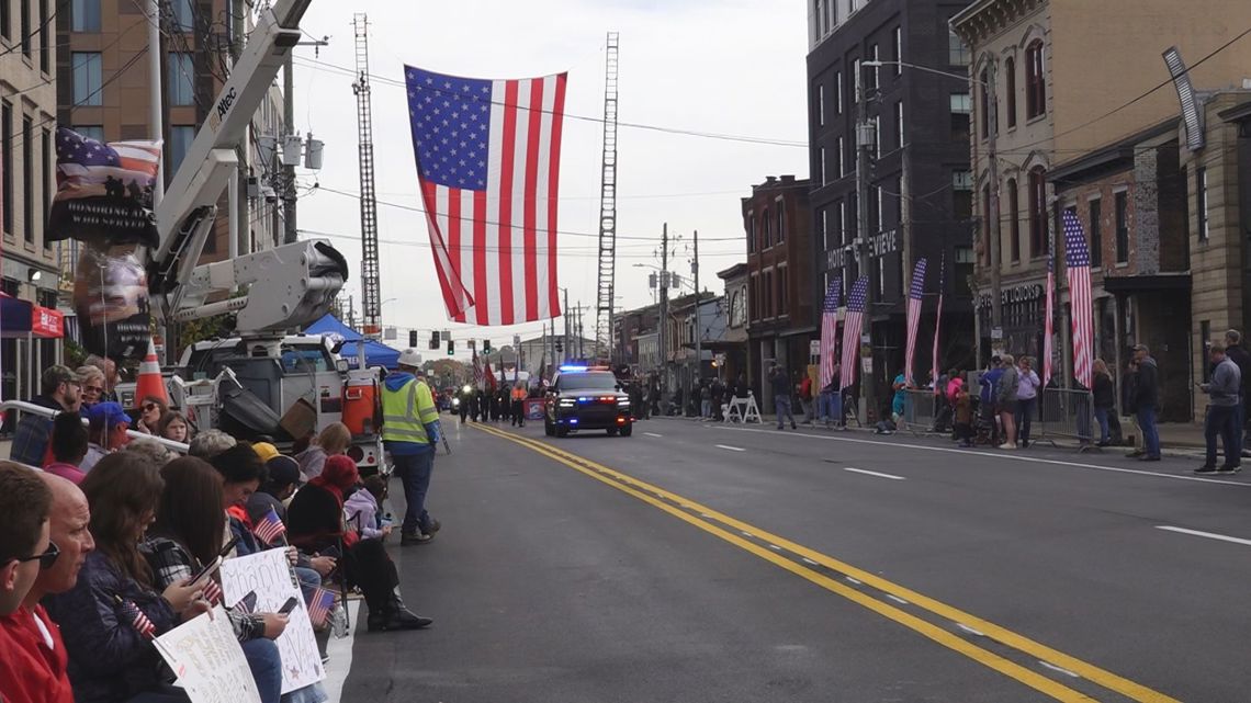 Louisville Veterans Day Parade honors service members and UPS crash ...