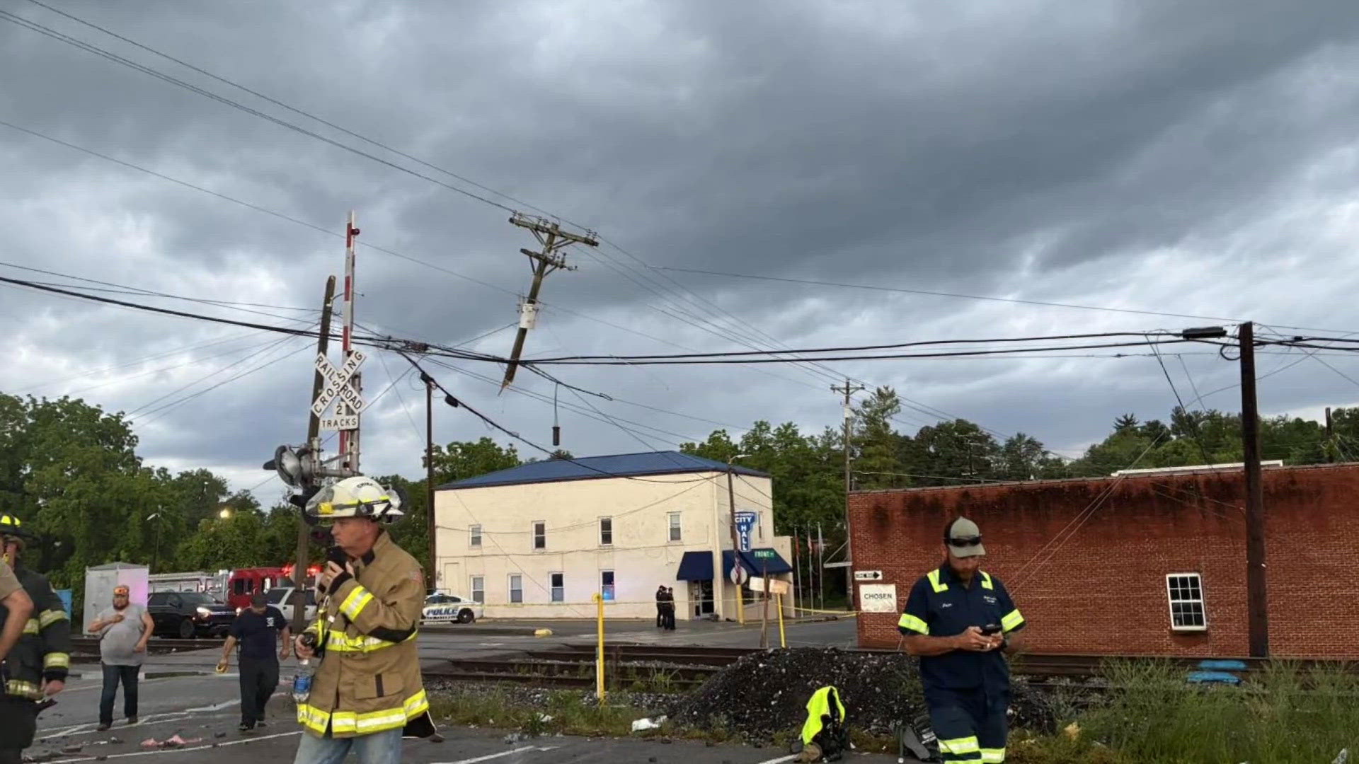 Storm causes building collapse at Duncan Lumber in New Tazewell | wbir.com