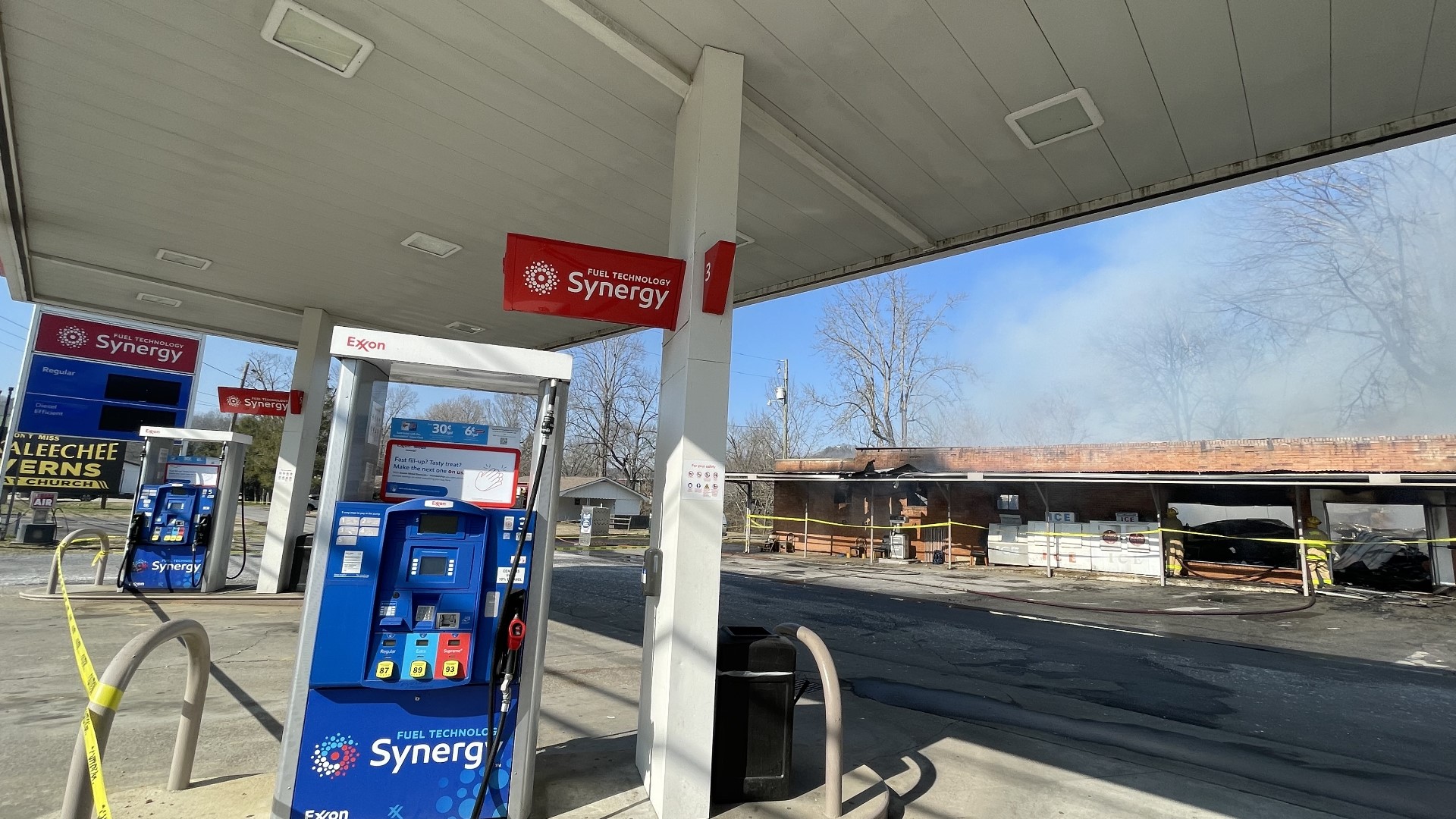 Fire destroys beloved Townsend shop | wbir.com