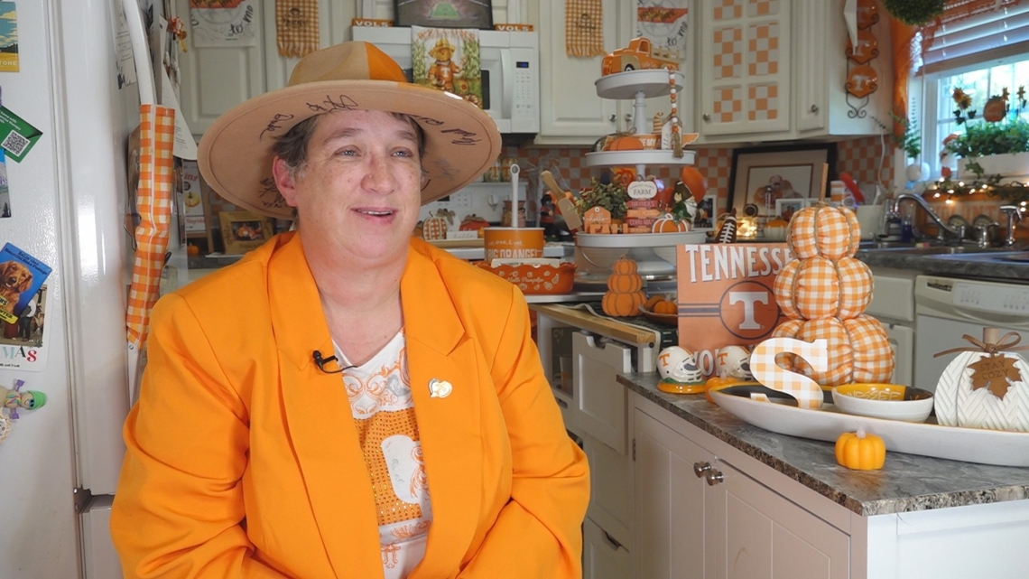 Maple Lane Farms opens corn maze | wbir.com