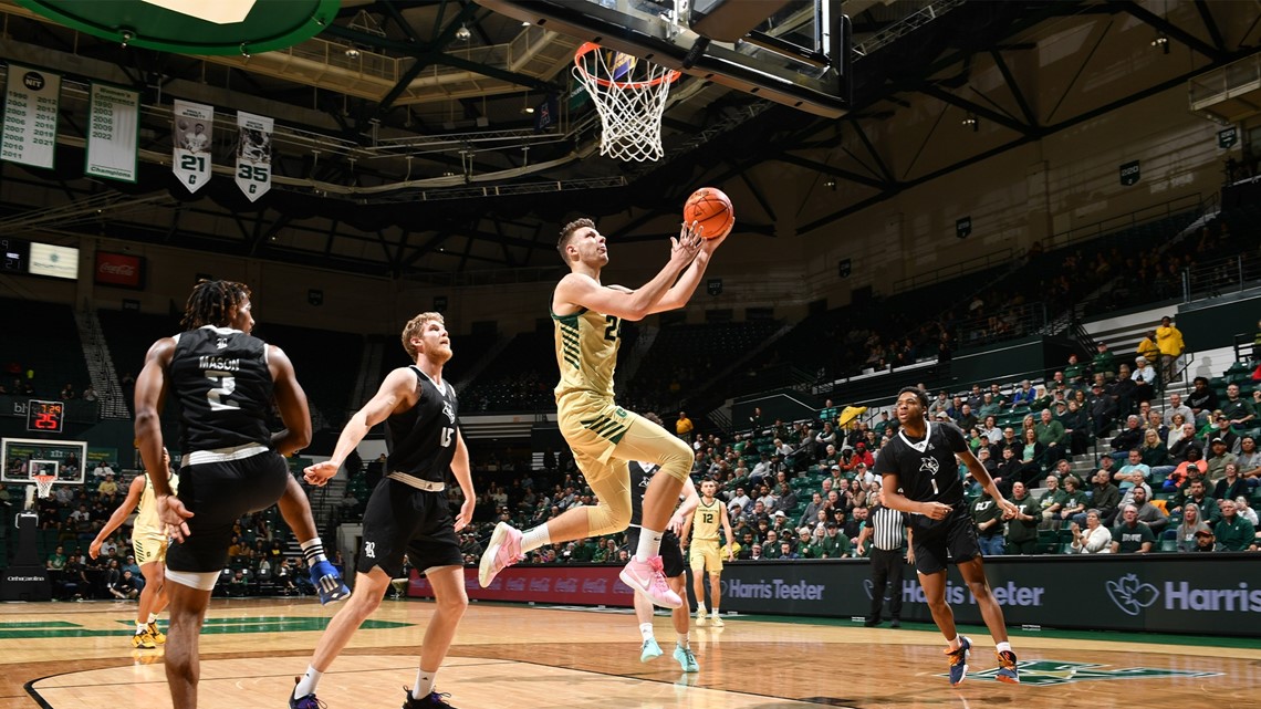 Tennessee lands Charlotte forward Igor Milicic Jr. | wbir.com