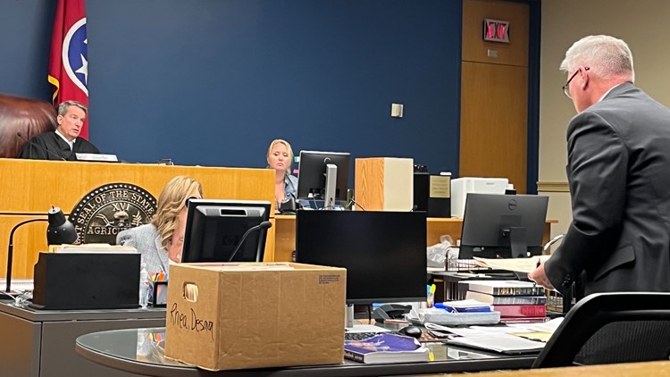 Knoxville man who murdered 3 in 2020 gets 37 years tacked onto his life ...