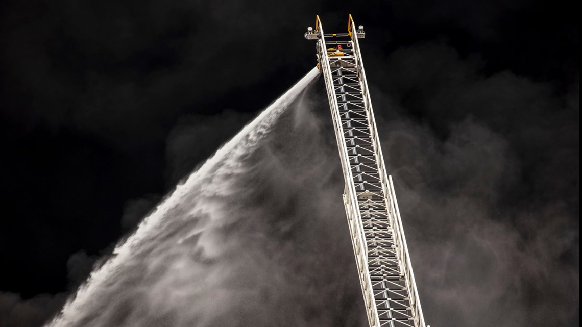 A local photographer captured these absolutely apocalyptic images of ...