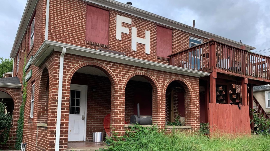 FarmHouse fraternity site near UT campus acquired by Chicago housing ...