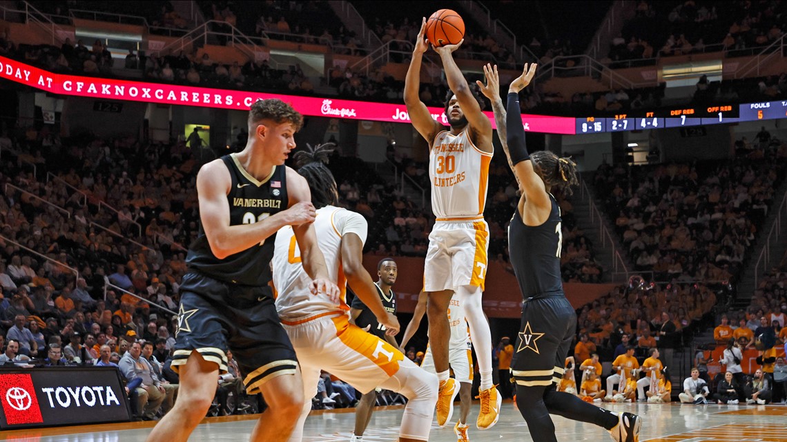 No. 5 Tennessee beats Vanderbilt, 77-68 | wbir.com