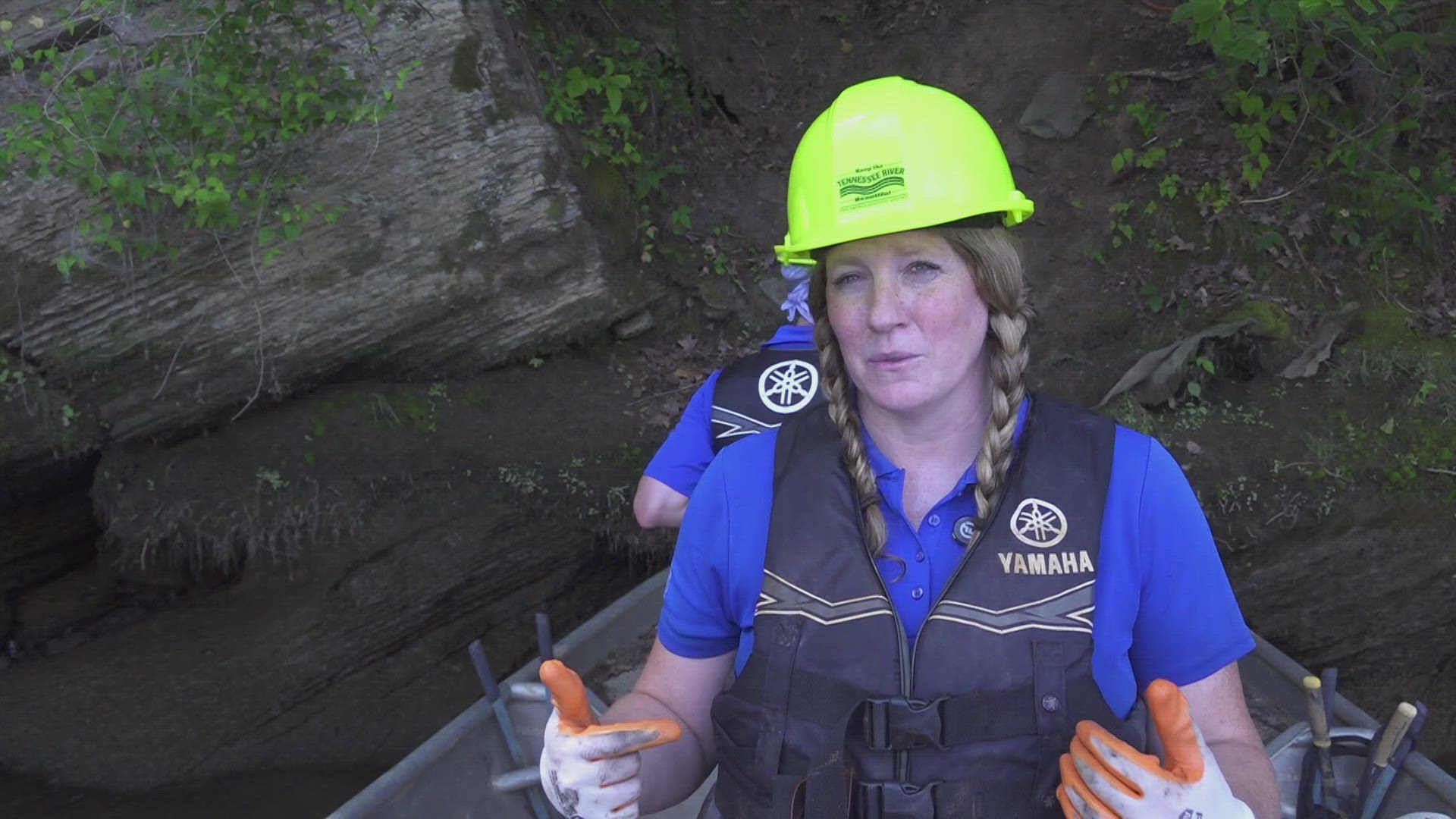 Volunteers clean Tennessee River at Seven Islands Park | wbir.com