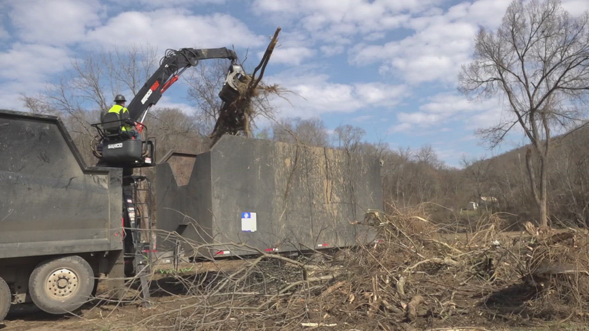 Crews cleaning 200 miles of river in Cocke Co. for next step of Helene ...