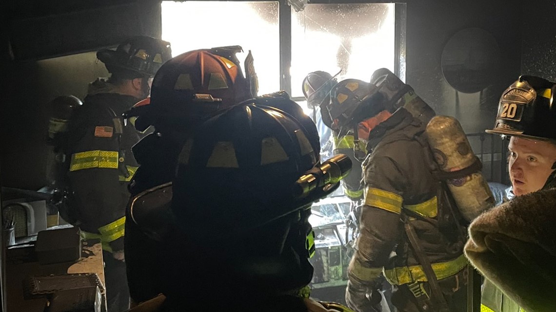 One taken to hospital after fire at Atria Weston Place | wbir.com